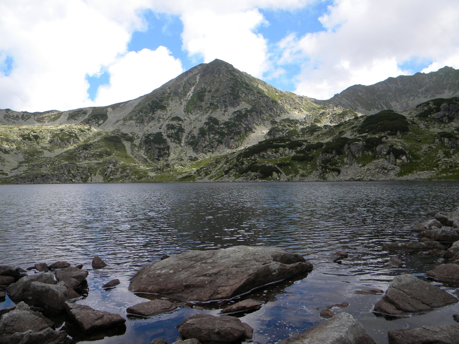Romania: The land of Mountains: Muntii Retezat