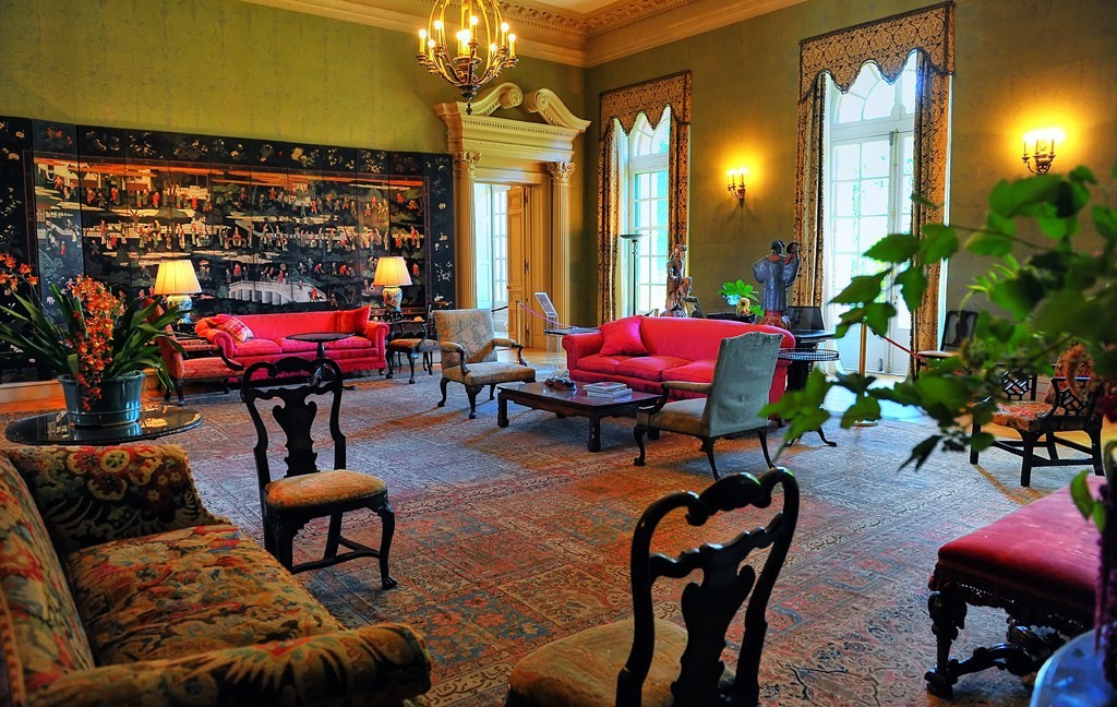 LBColby's DYNASTY Blog: Pix of the Day: FILOLI MANSION
