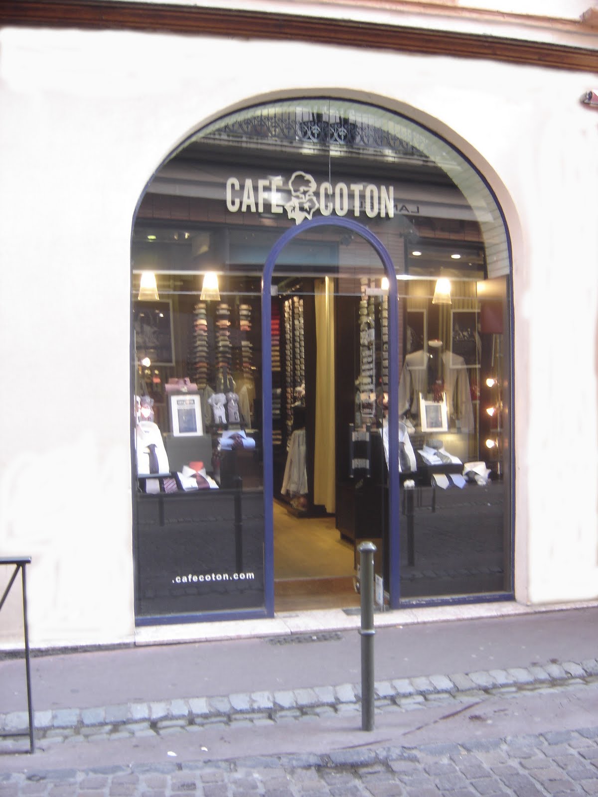 BOUTIQUE CAFE COTON TOULOUSE: La Boutique CAFE COTON Toulouse
