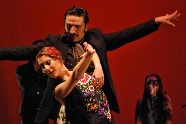 Ricardo Rubio estrena “La foto, máquina para hacer feliz a una lágrima ...