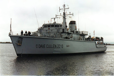 Warships and Auxiliaries: British Mine Sweepers and Hunters