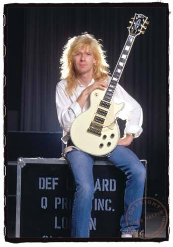 Def Leppard - Phil Collen risponde a 20 domande su Steve Clark (video ...