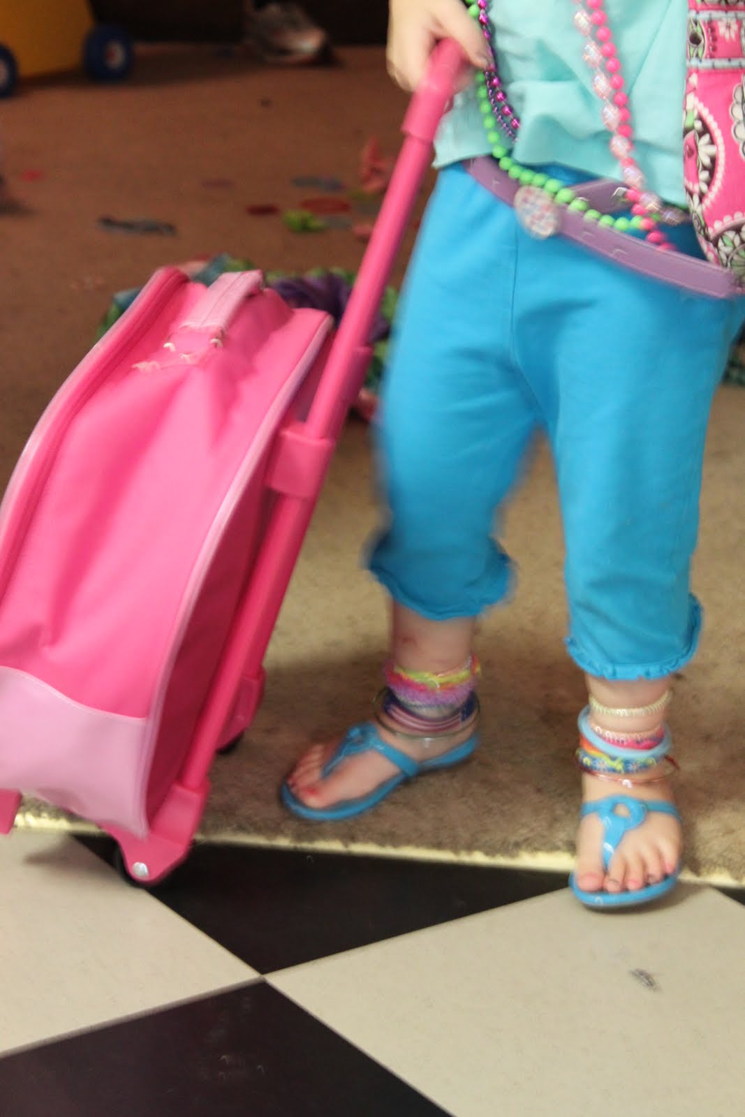 Mojoy: My child and her accessories!