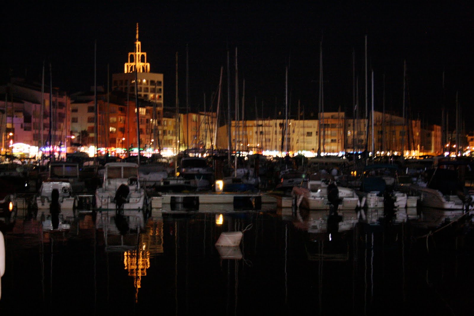 entrez-svp: Night at Cap d'Agde