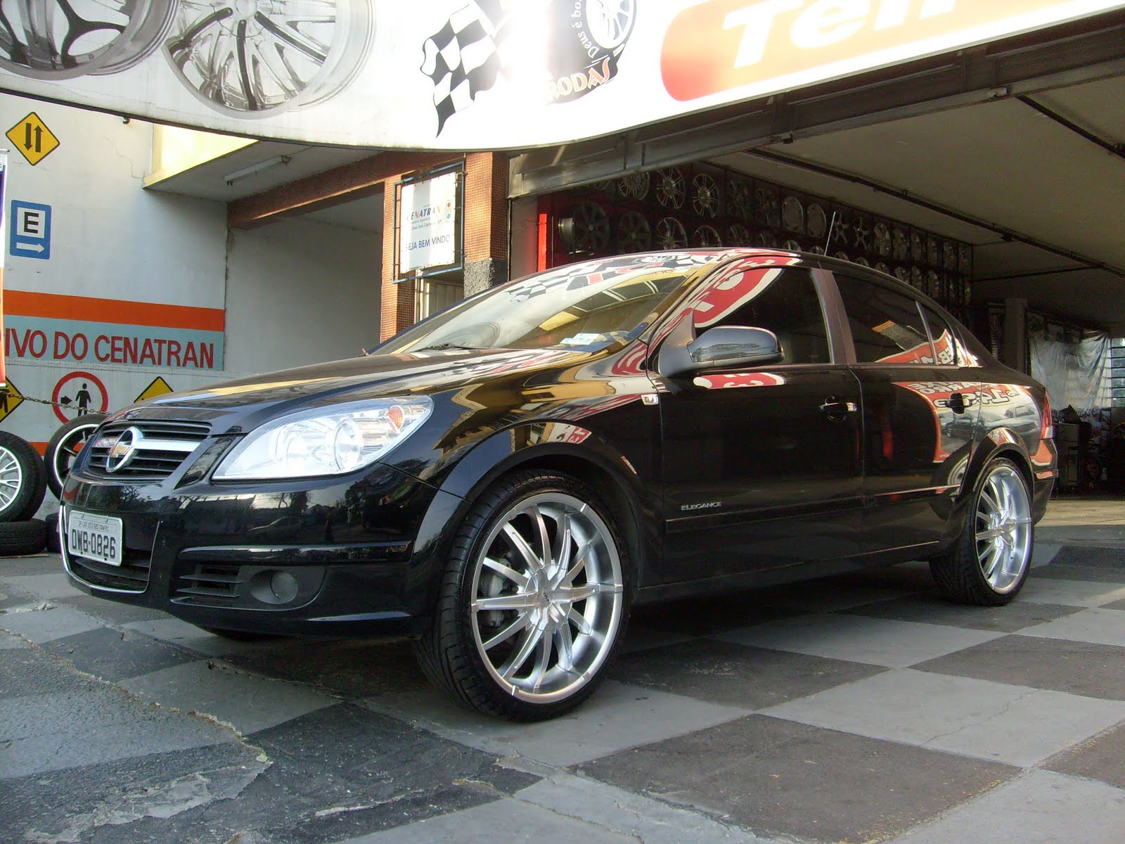 LC3 Pneus e Rodas: Vectra Elegance Aro 20"