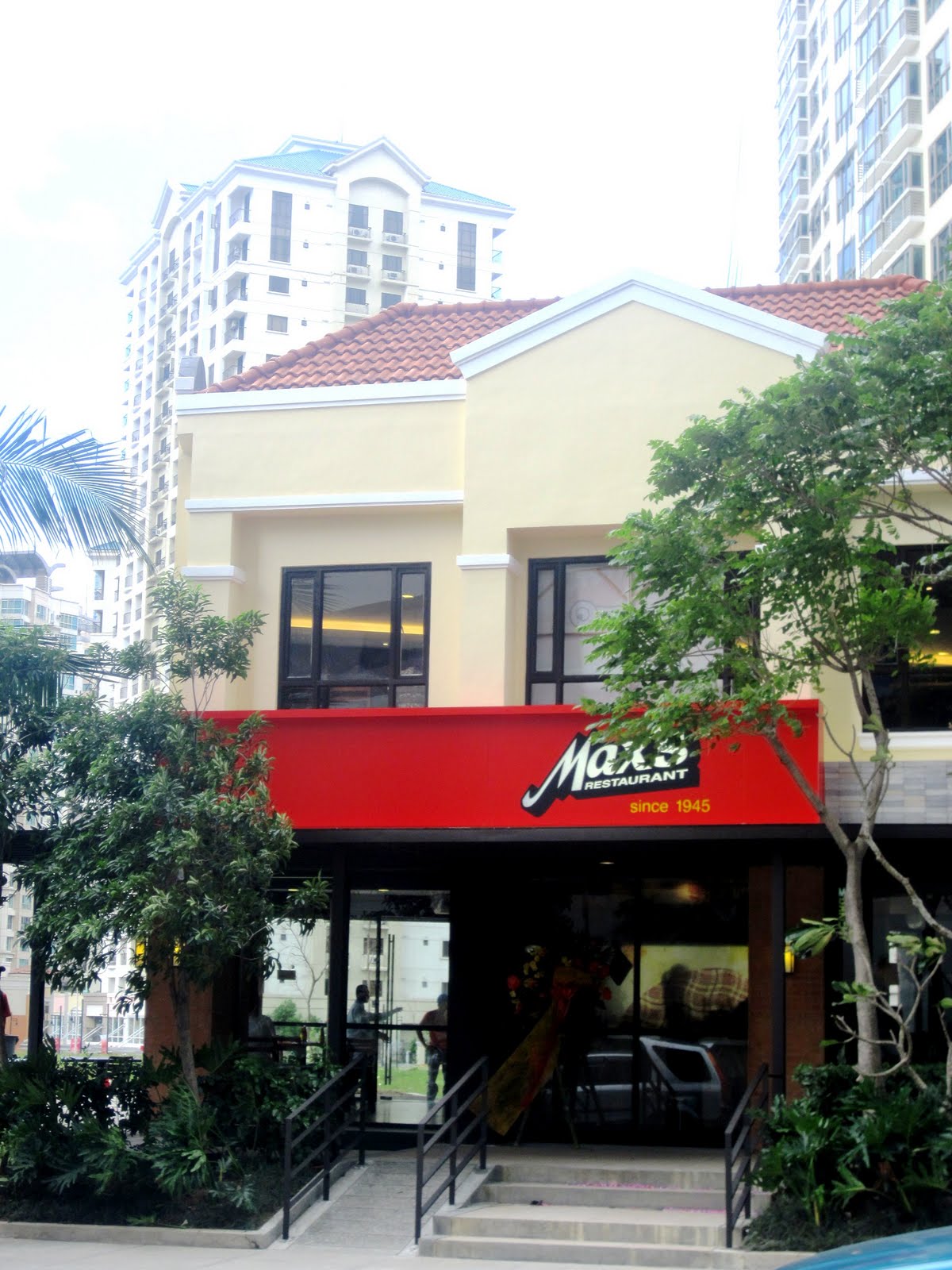 Max's Forbes Town Center, The Fort ~ thestrollingspoon