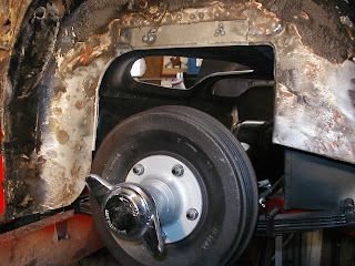 healeyarchaeology: wheel well and trunk repair and installation