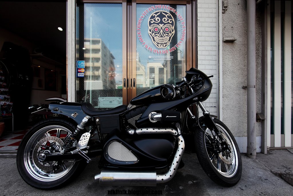 Phantom Gate - RocketGarage - Cafe Racer Magazine