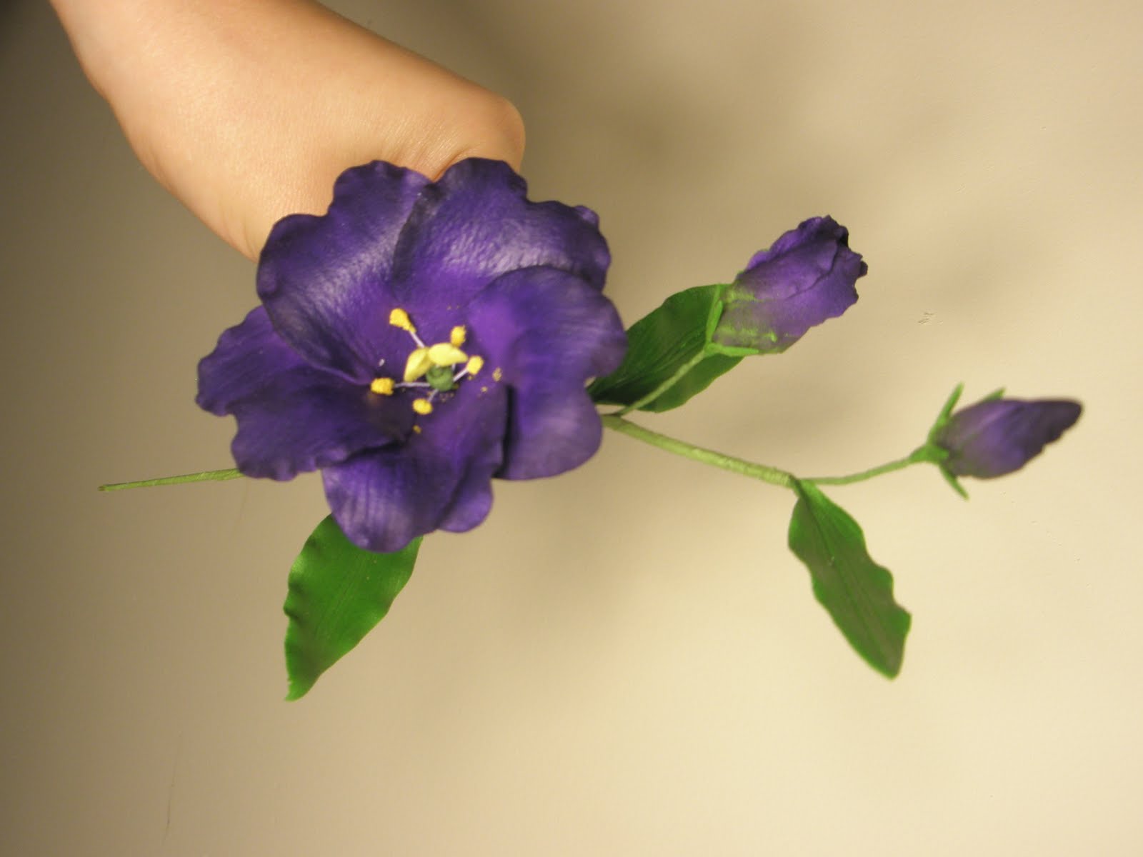 The Cake Engineer: Gum Paste Flowers Galore!