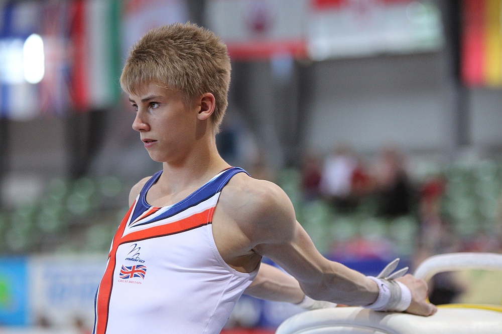 HOT BODYBUILDER AND GYMNASTS BLOG: young gymnast - Jay (British gymnast)
