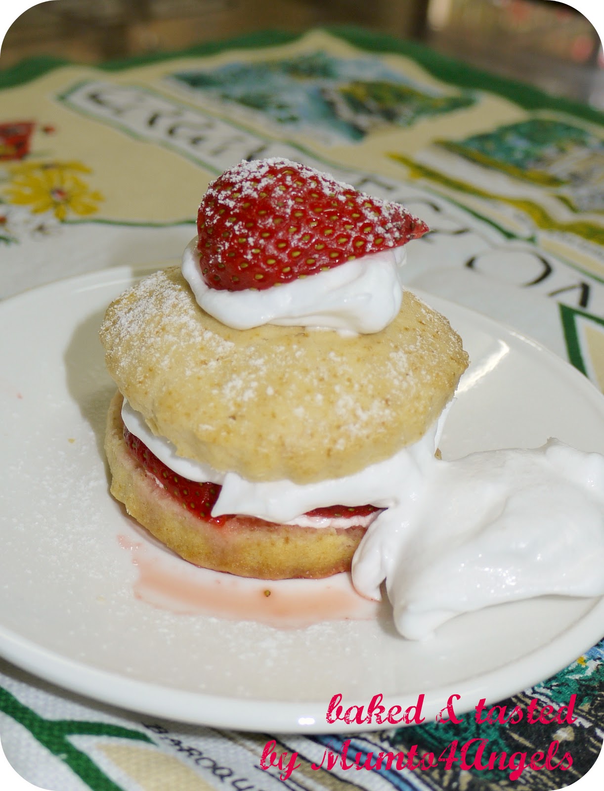 Mum to 4 Angels: Mini Strawberry Shortcake
