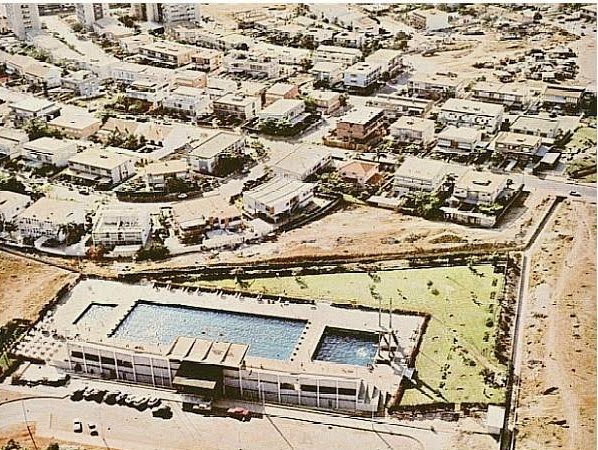 CART 3451 - LUCUNGA - ANGOLA: O bairro de Alvalade