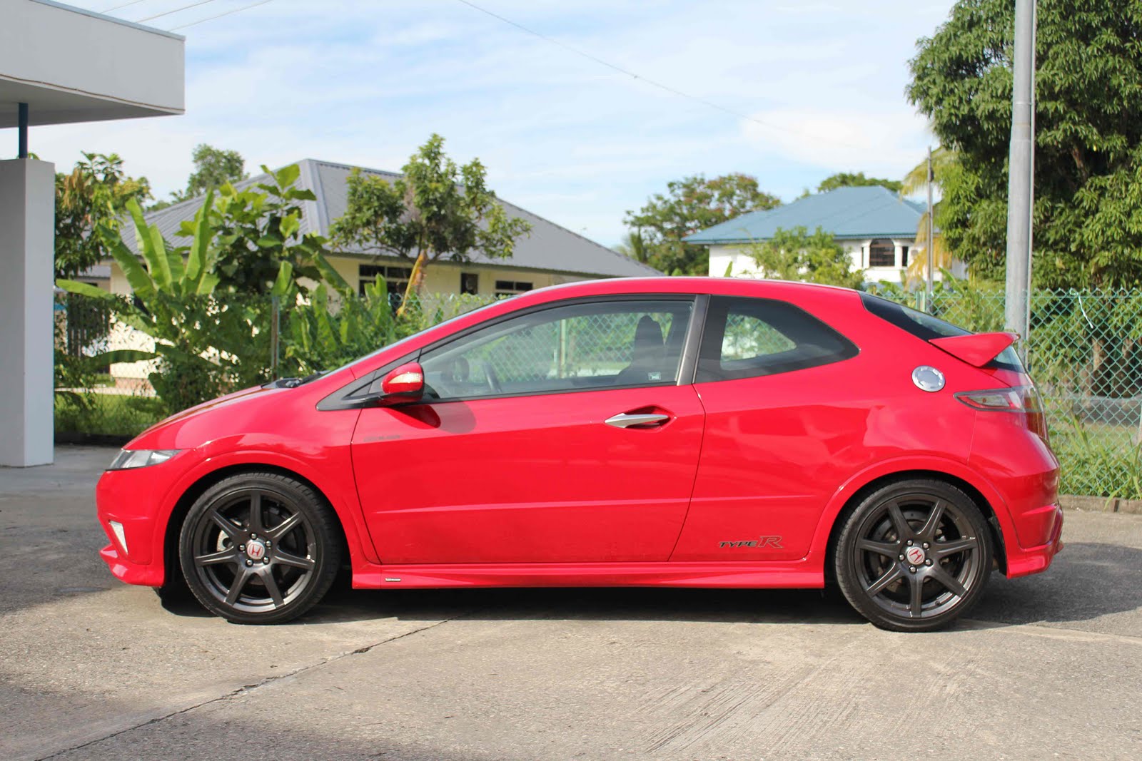 FN2 Team R | BLOGSITE: FN2 For Sale