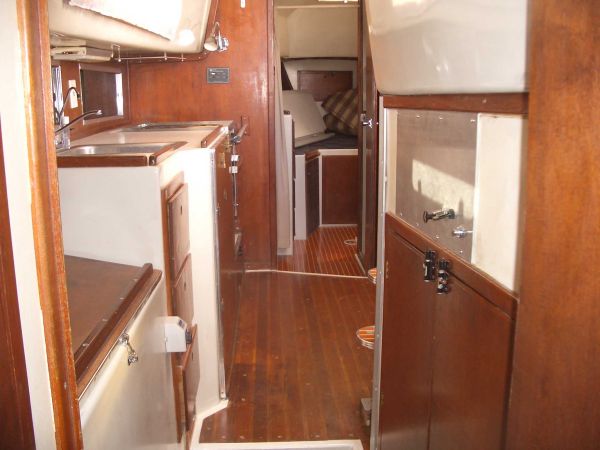 RTIME: The rebuilding of RTIME our 1971 Irwin 37cc sailboat.