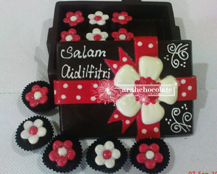 Arahchocolate and Bakery: COKLAT BOX ~ RECTANGLE MERAH & PUTIH