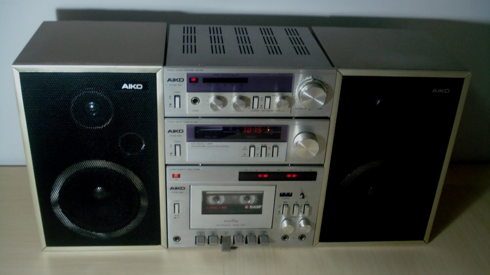 Página do Tempo/Janela do Tempo: Aiko 3000 - Micro System Aiko S 3000