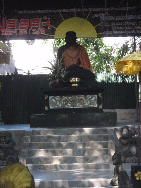 nusantaraku: PATUNG JOKO DOLOG PERWUJUDAN RAJA KERTANEGARA