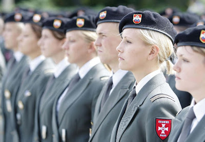 Uniformfan - pictures of women in uniform: Women in Uniform, Austria