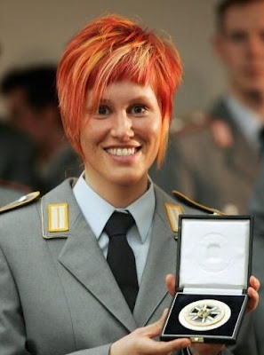 Uniformfan - pictures of women in uniform: German sportswomen in ...