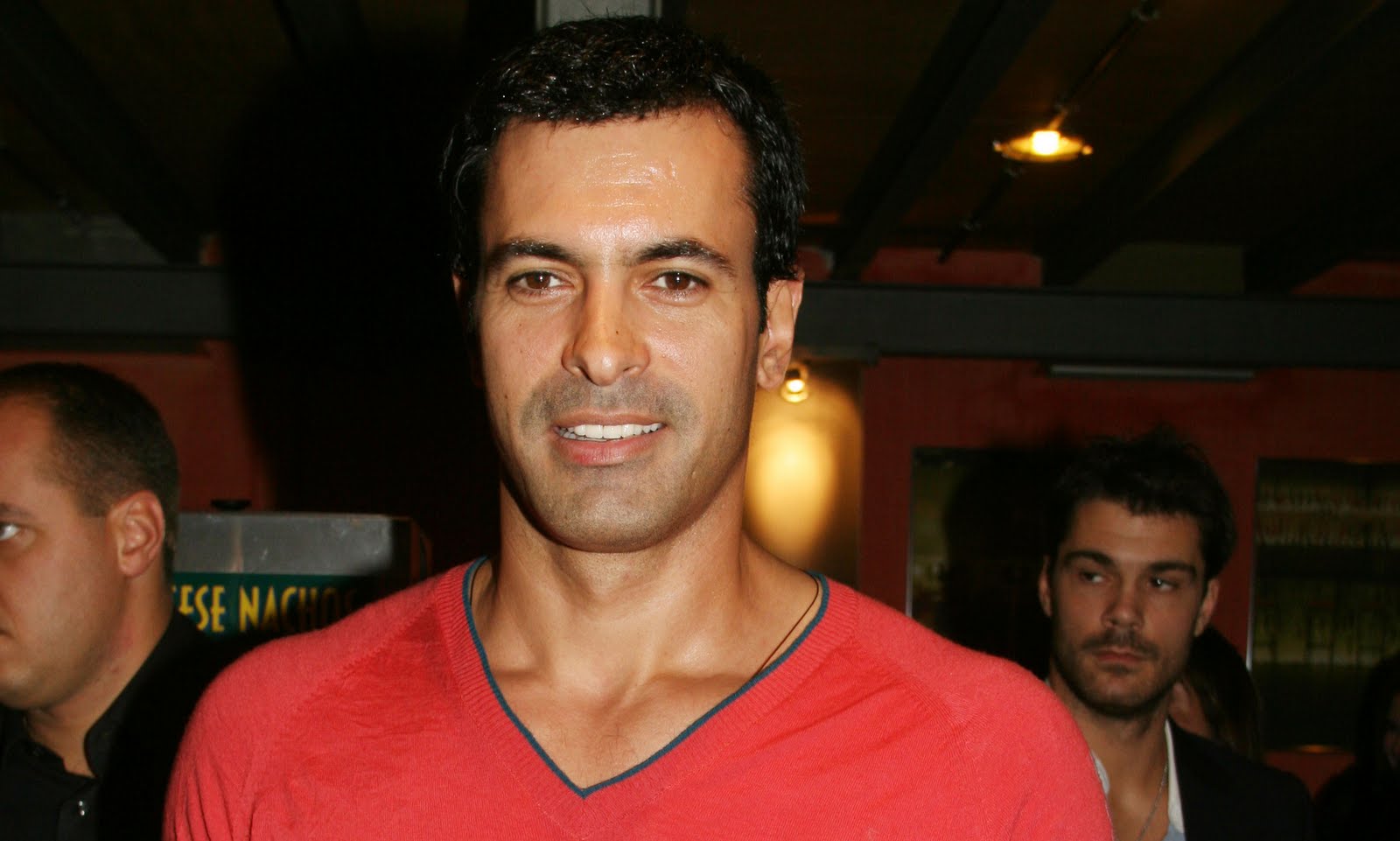 gatamedia: Τέρμα τα τσιφτετέλια και τα τραγούδια στο πρωινό Mega