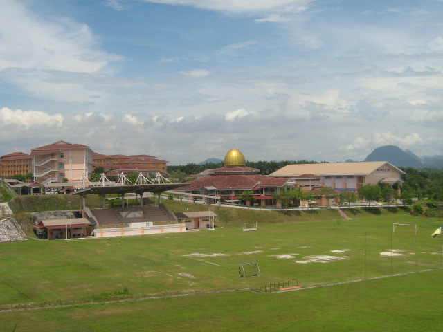 its all about me: BLAJA.. BLAJA.. BLAJA..