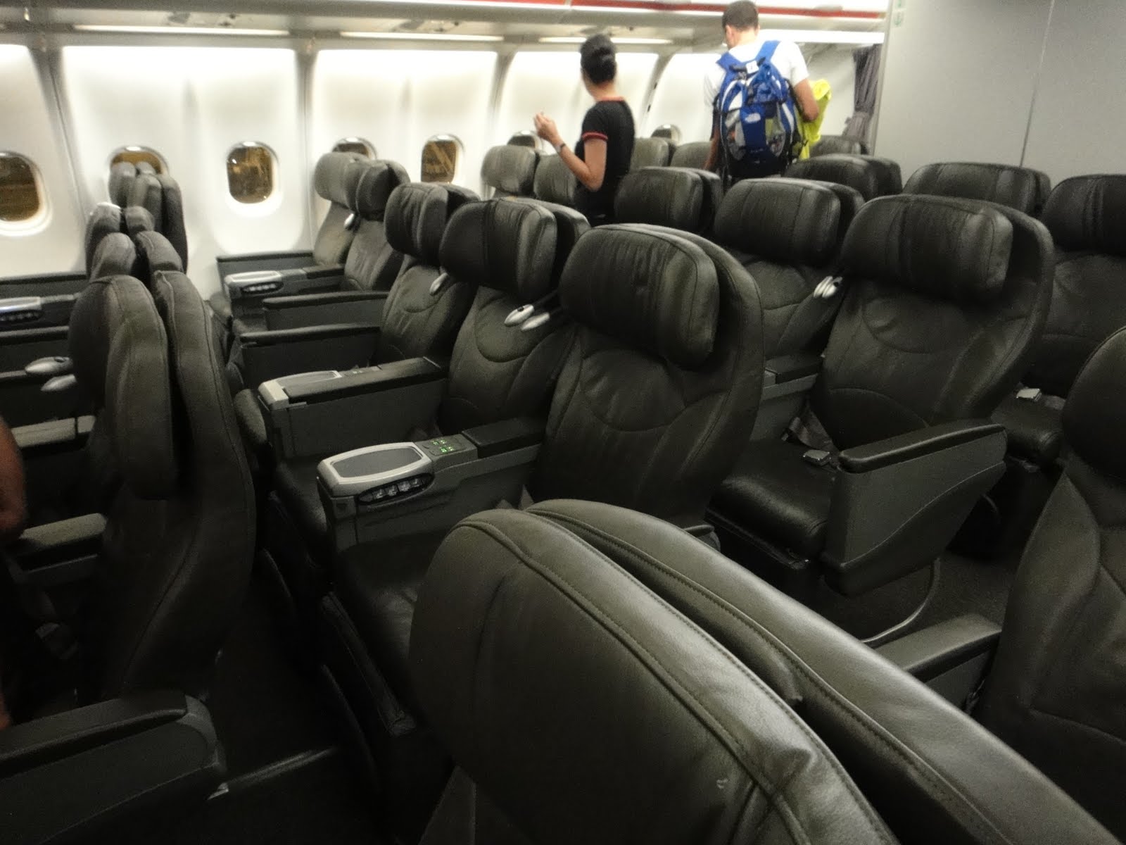 Jetstar Starclass - Bangkok to Melbourne A330-200 ( JQ30 )