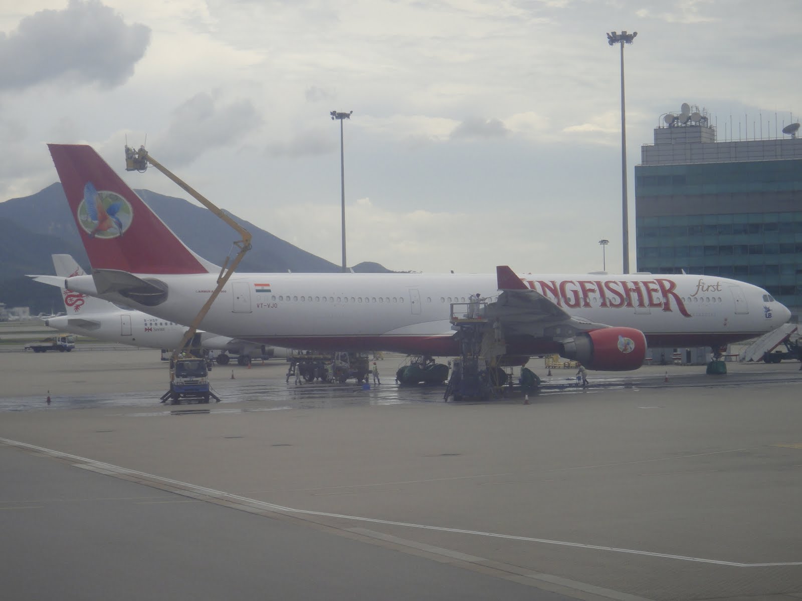 Cathay Pacific 708 ( CX708 ) - Bangkok to Hong Kong Business Class ...