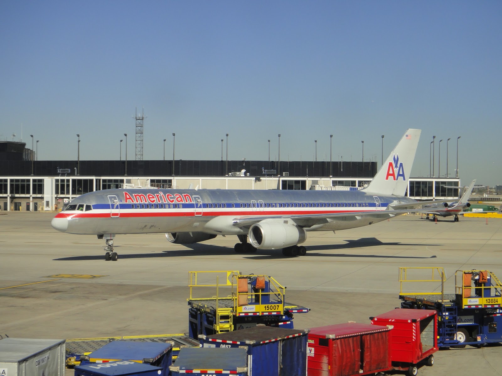 Going For Platinum Part 7 - Chicago to New York JFK American Airlines ...