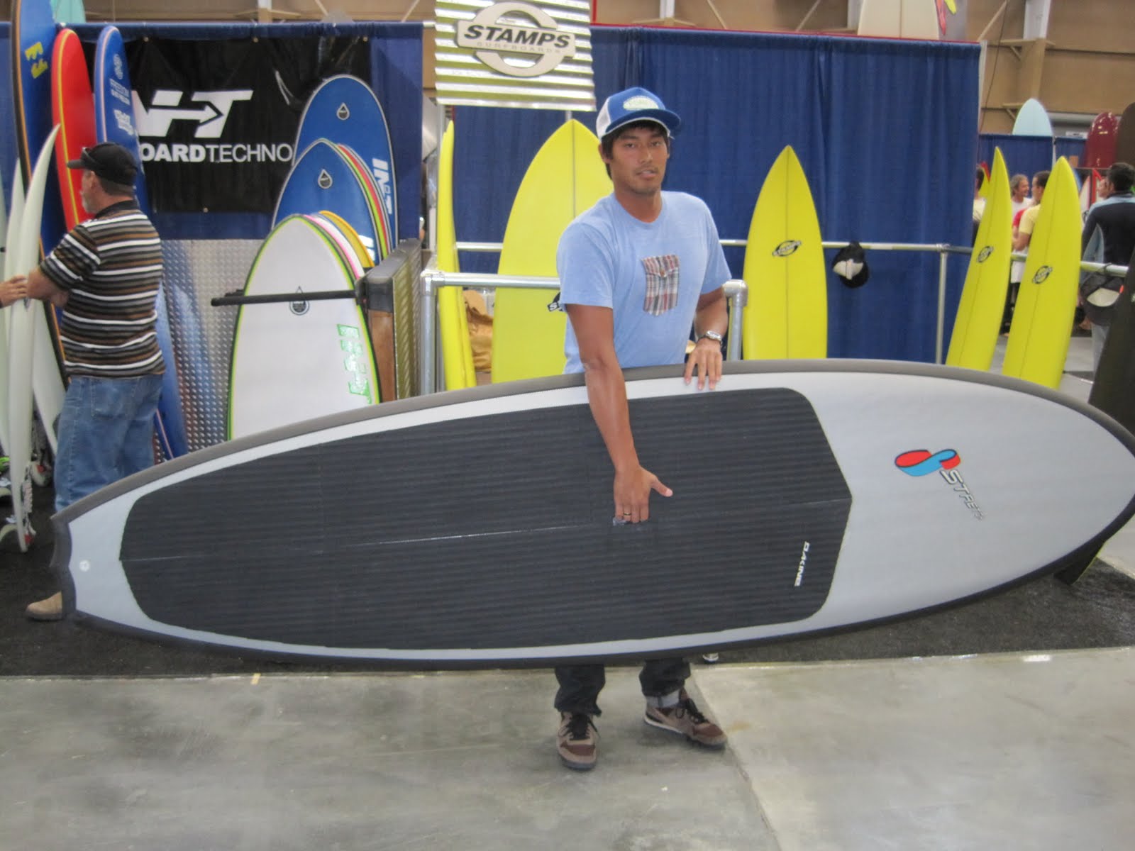 Stand Up Paddle Surfing: Stretch Stand Up Boards: Looked hot THEN, look ...