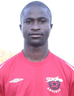 Flops Benfiquistas: 1999/00 - Samuel Okunowo - 12J 1G