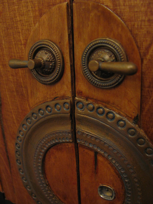 CREG Customs: Batman Begins Wardrobe Closet 1/6 Custom Built