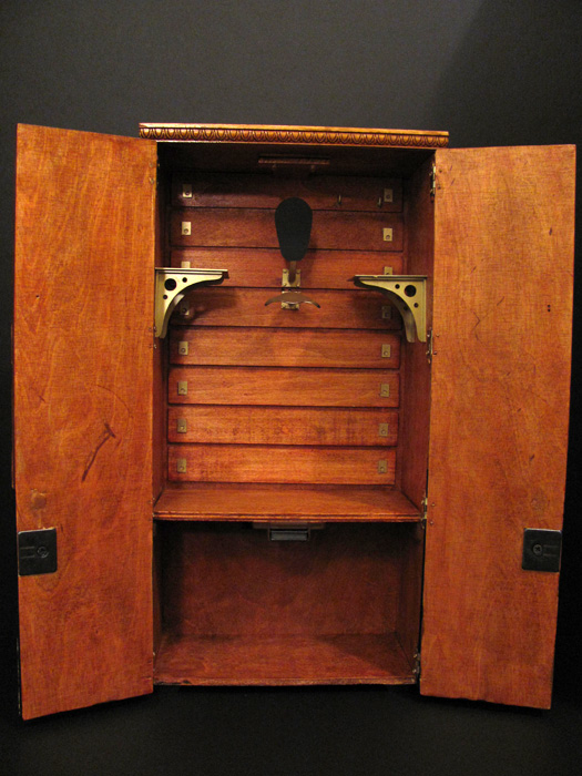 CREG Customs: Batman Begins Wardrobe Closet 1/6 Custom Built