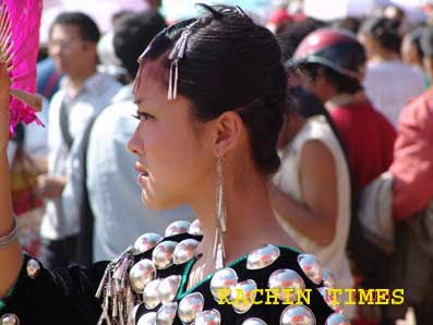 Kachin Women: Photos of Kachin Women