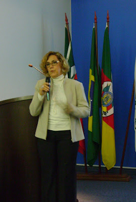 Linguagens e Manifestações Culturais - Feevale: julho 2010