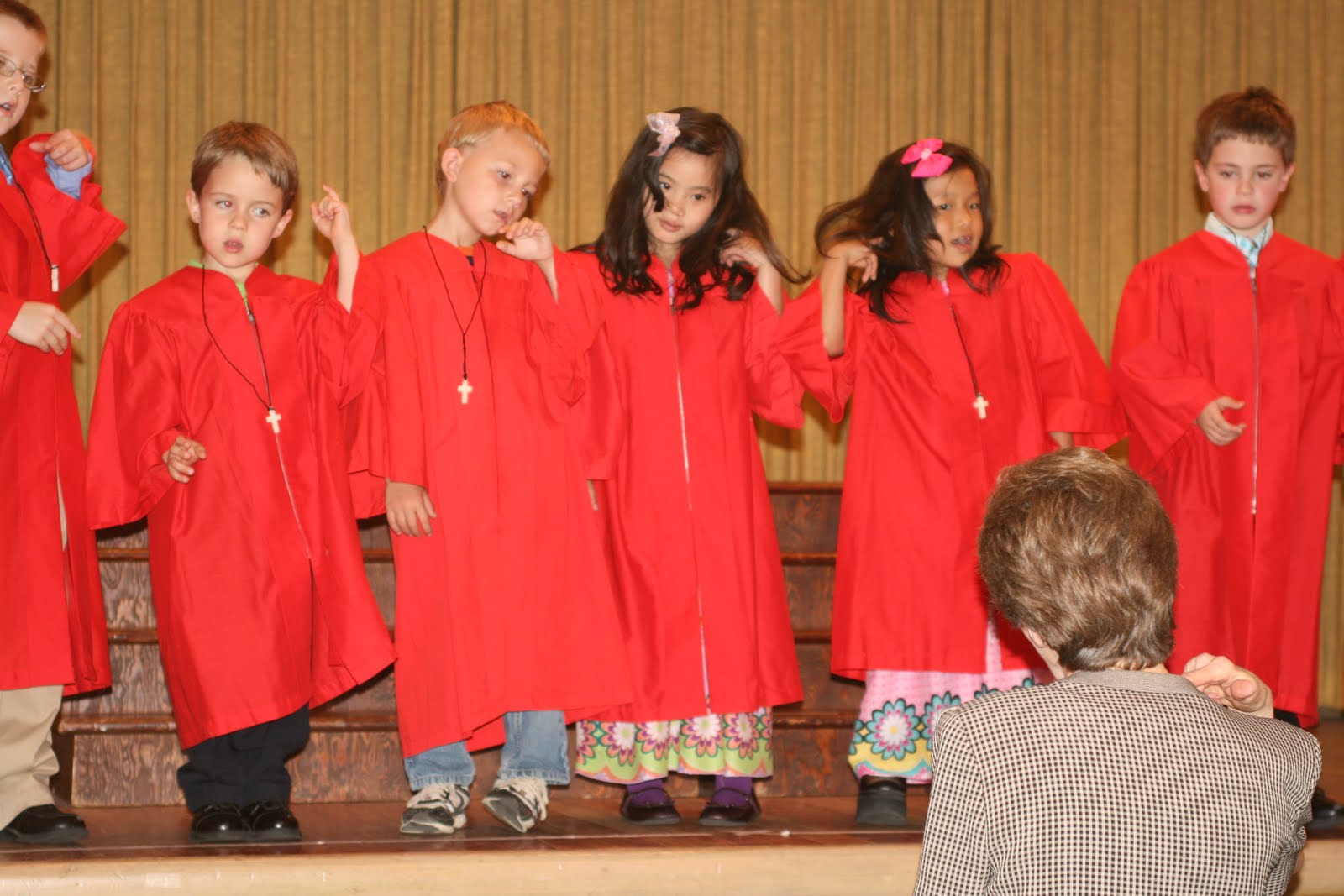 Mei Mei Adventures: Kindergarten Graduation