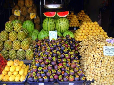 Fruits Stand: Tropical Fruits