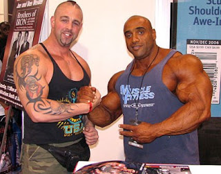 world bodybuilders pictures: hardcore muscles bodybuilder Mat Duvall