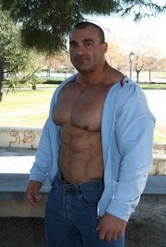 world bodybuilders pictures: handsome hardcore muscles bodybuilder ...