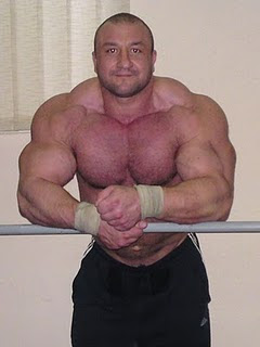 world bodybuilders pictures: handsome lovely muscular russian man ...