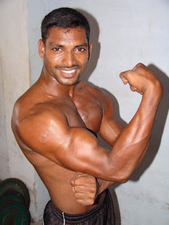 world bodybuilders pictures: indian bodybuilders snaps part two