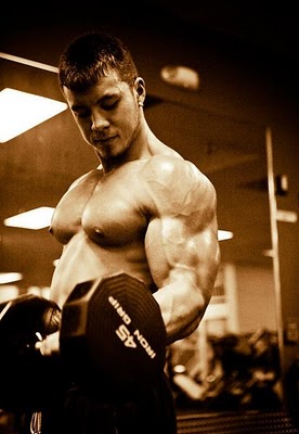 world bodybuilders pictures: new pictures of mike in gym during practice