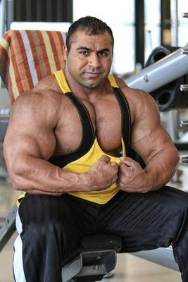 world bodybuilders pictures: iraqi muscles builder khalid almohsinawi ...