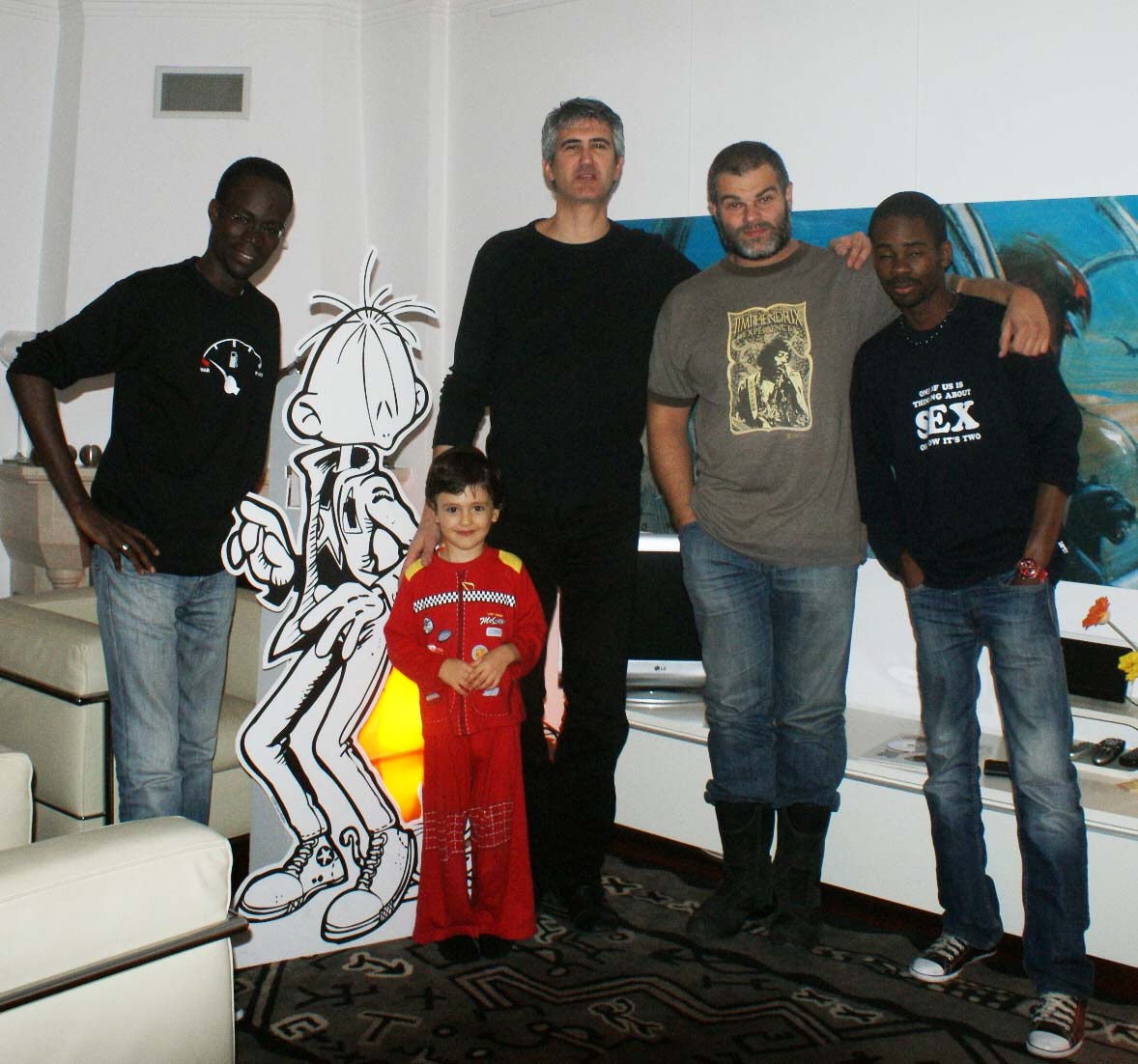 BANDA DESENHADA-QUADRINHOS-COMICS DE ANGOLA 24/24h