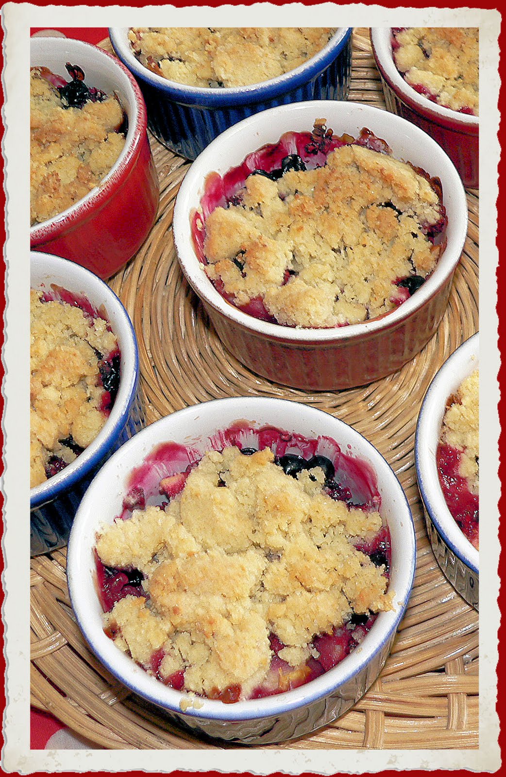 Le Festin de Dan: Crumble fruits rouges et amandes