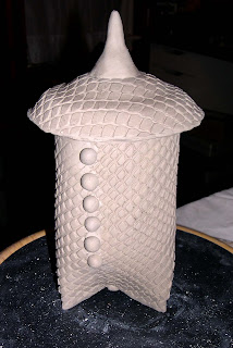 Ceramics-Mrs. Cream: Textured Tripod Construction (Soft Slab)