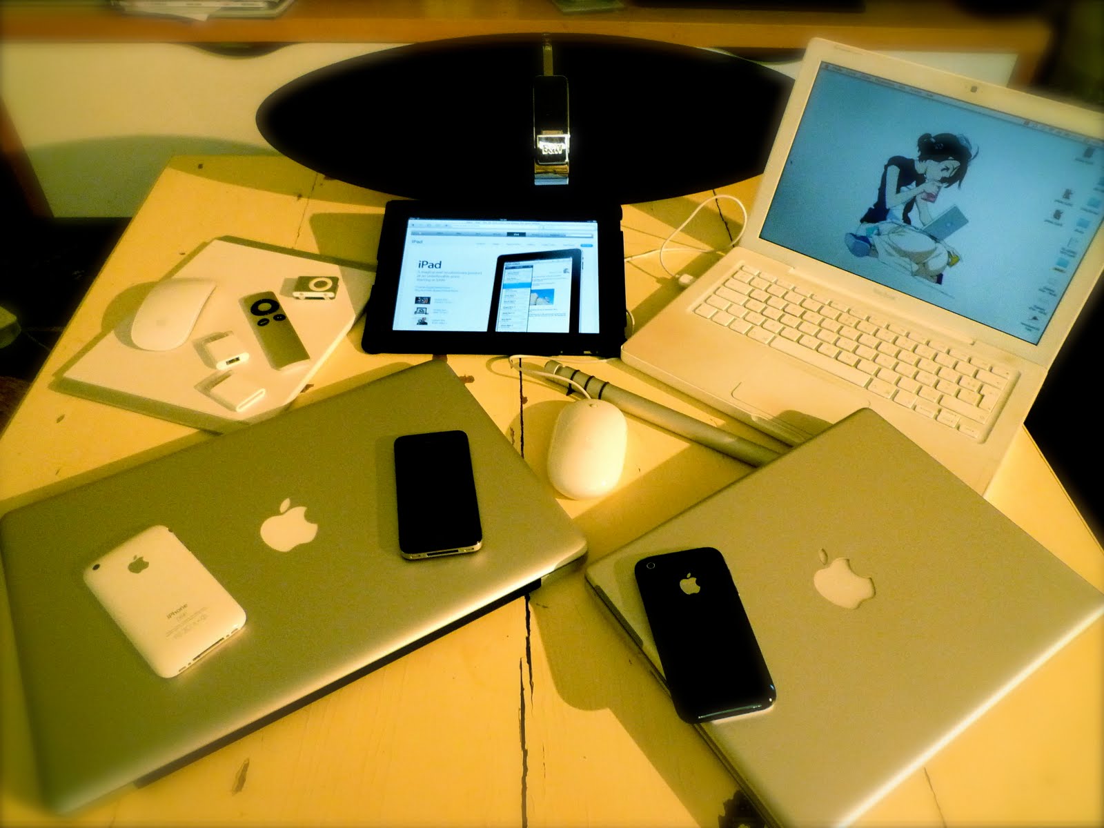 Lini's Choice: AA the Apple Addict...