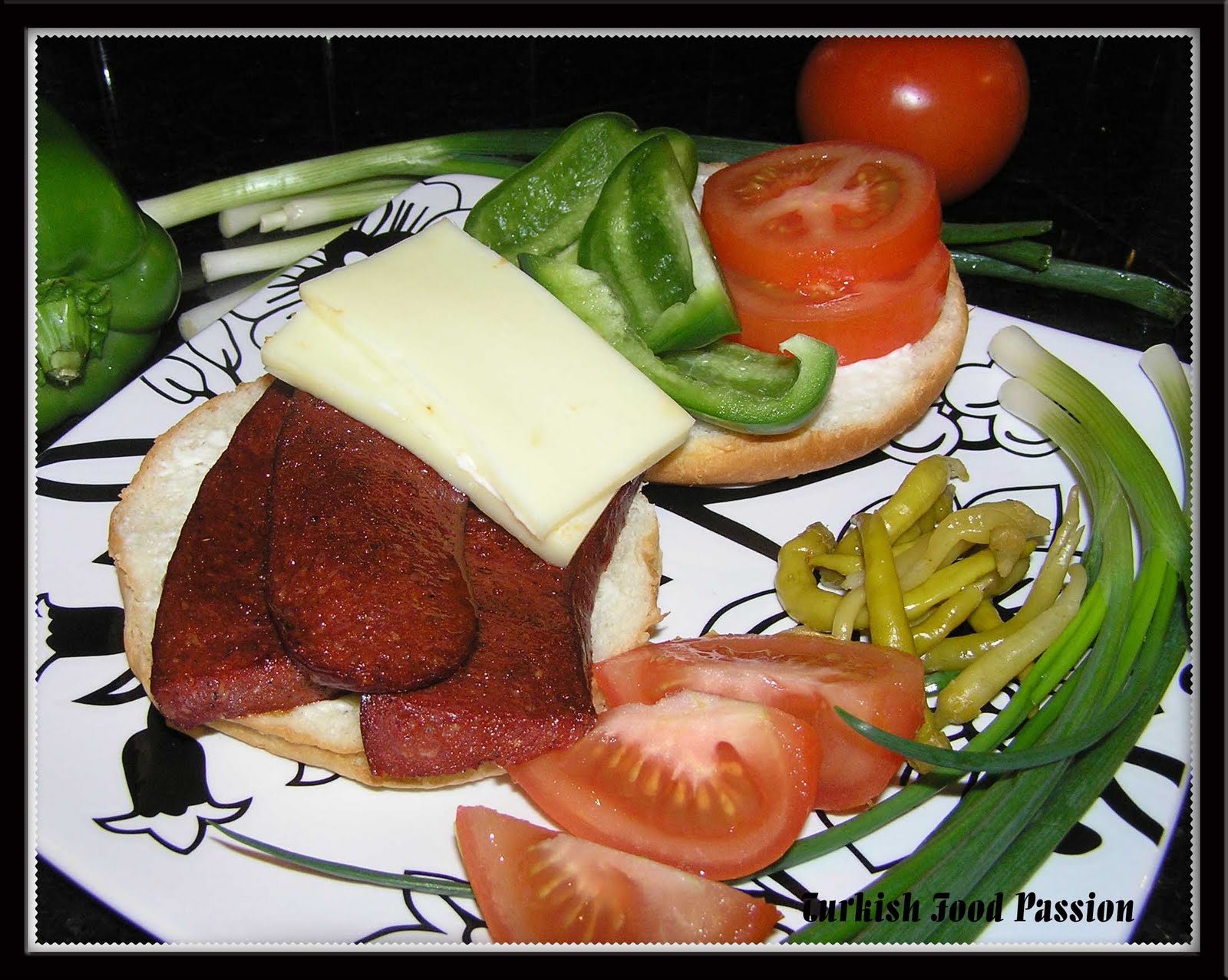 Turkish Food Passion: Turkish Sausage Sandwich (Sucuk Sandviç)