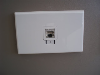 LexCom Home Network: Wall plates - the installation