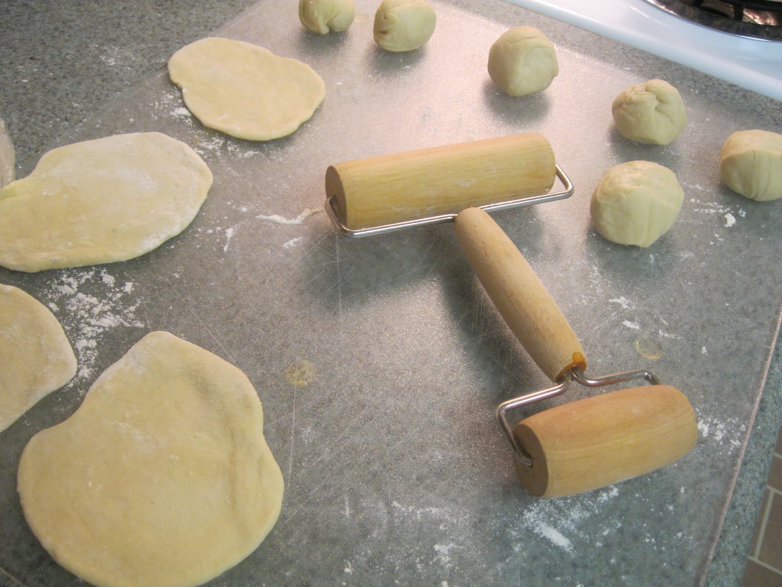 The Crafts of Mommyhood: Daring to do it: Pierogi