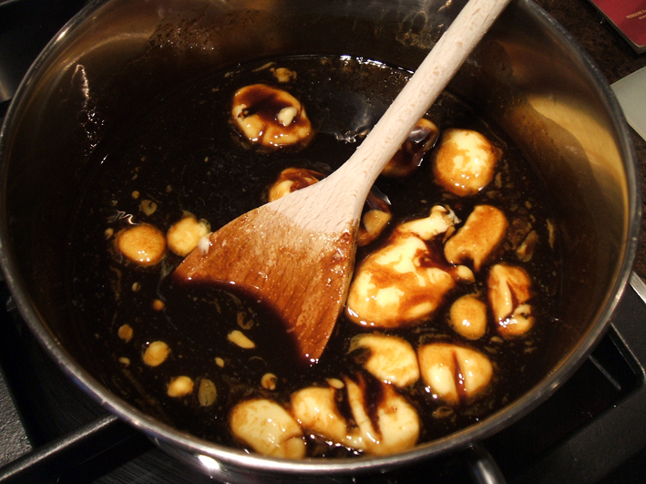 Baking for Britain: Parkin (or Perkin or Tharf cake)